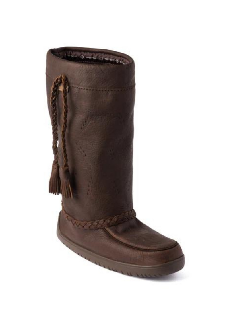 MANITOBAH MUKLUKS | Indigo Bay Canmore, Canada